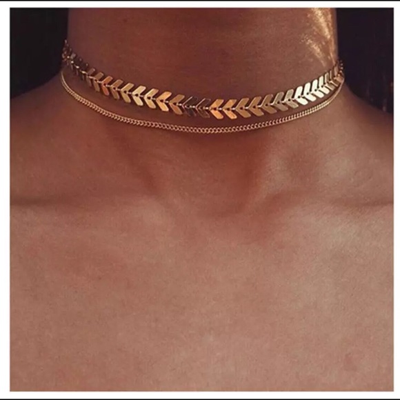 Aura | Jewelry | Sugar Baby 4k Gold Plate Dainty Fish Bone Choker ...